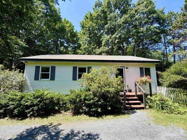 3 bedroom, Bradford VT 05033 104791500