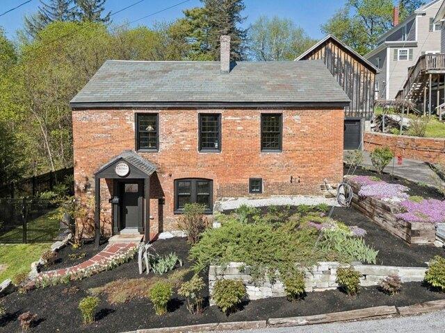 3 bedroom, Brandon VT 05733 102585121