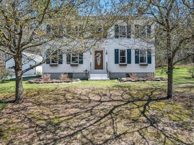 3 bedroom, Brandon VT 05733 102211452
