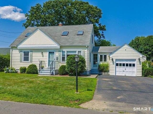 3 bedroom, Branford CT 06405 105175039