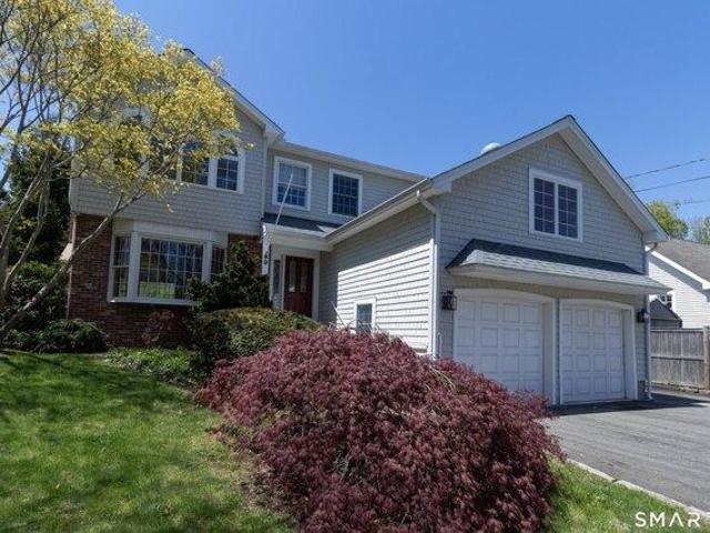 3 bedroom, Branford CT 06405 102828302