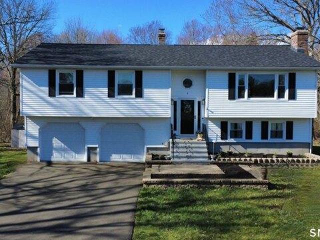 3 bedroom, Branford CT 06405 LS102154754
