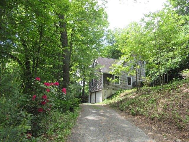 3 bedroom, Brattleboro VT 05301 104008825