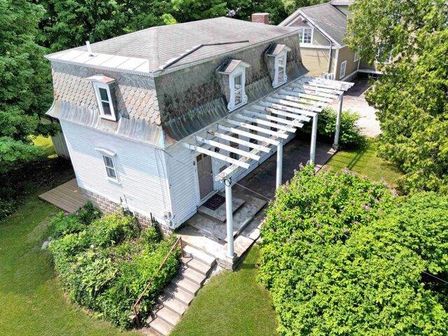 3 bedroom, Brattleboro VT 05301 104116441