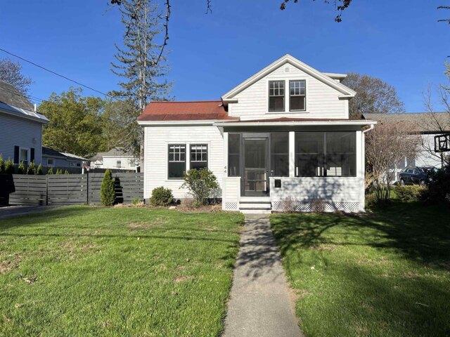 3 bedroom, Brattleboro VT 05301 102445466