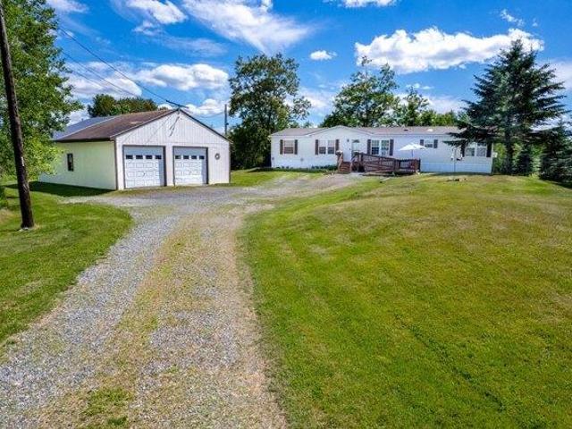3 bedroom, Brewer ME 04412 104265361