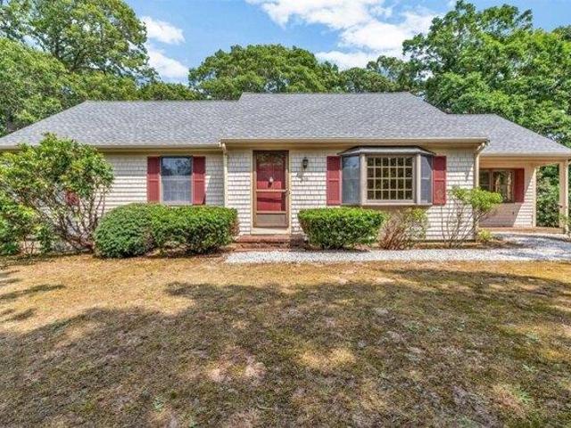 3 bedroom, Brewster MA 02631 105060120