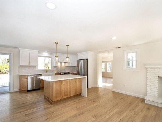 3 bedroom, Brewster MA 02631 103035458