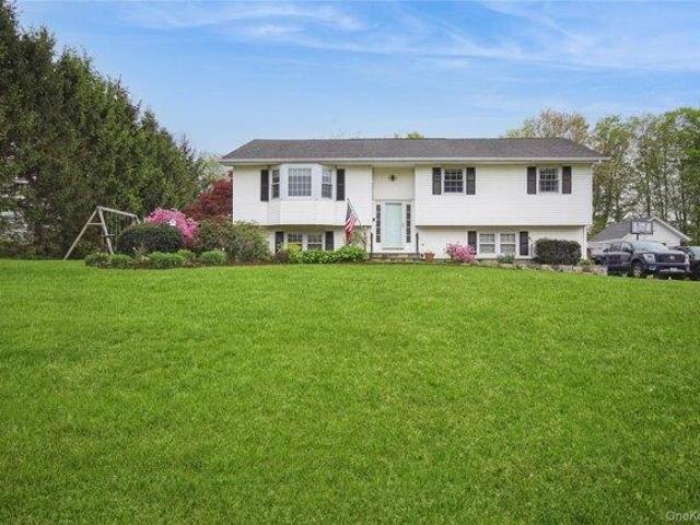 3 bedroom, Brewster NY 10509 LS102282174