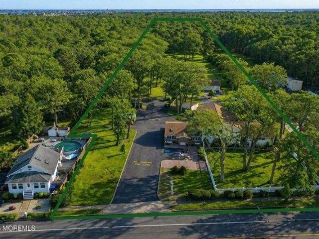 3 bedroom, Brick NJ 08723 LS102825304