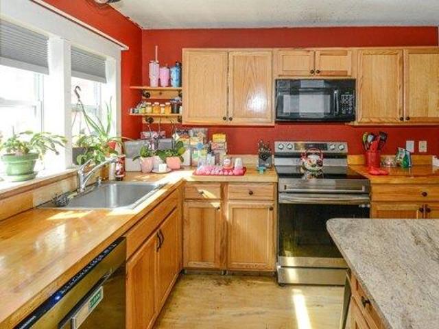 3 bedroom, Bridgton ME 04009 LS102063676