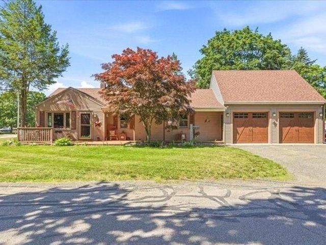 3 bedroom, Bridgewater MA 02324 104298192