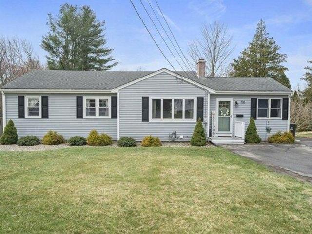 3 bedroom, Bridgewater MA 02324 LS102312364