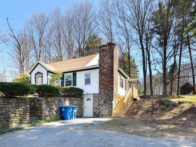 3 bedroom, Brimfield MA 01010 103223226