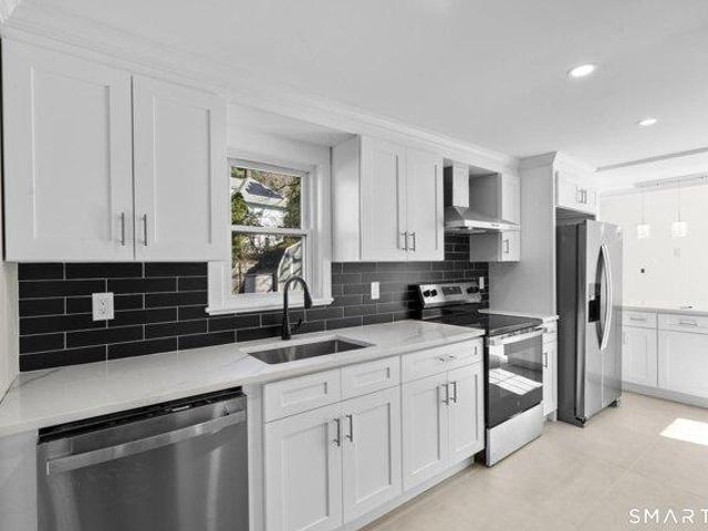 3 bedroom, Bristol CT 06010 102346781