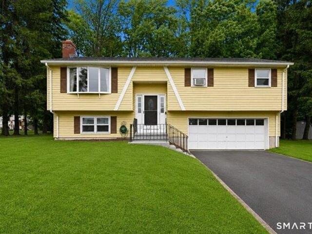 3 bedroom, Bristol CT 06010 104652947