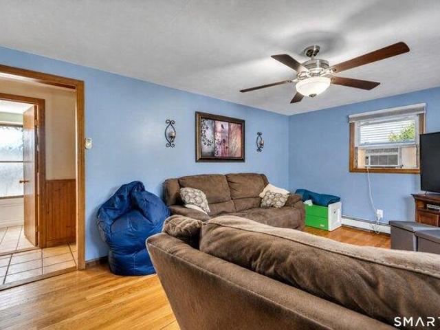 3 bedroom, Bristol CT 06010 105258395