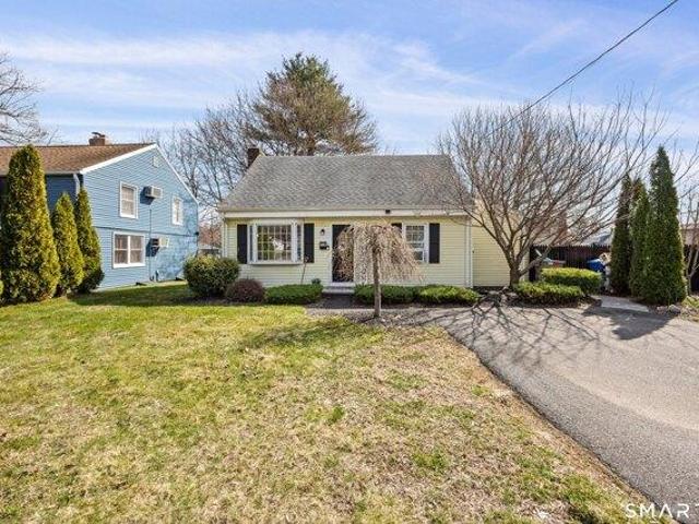 3 bedroom, Bristol CT 06010 LS102216289