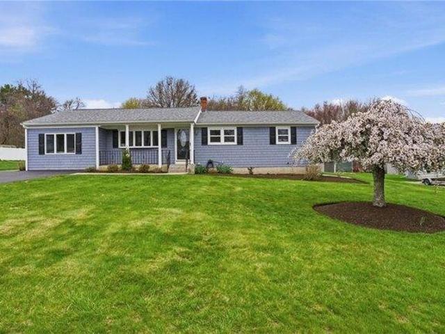3 bedroom, Bristol RI 02809 102410190