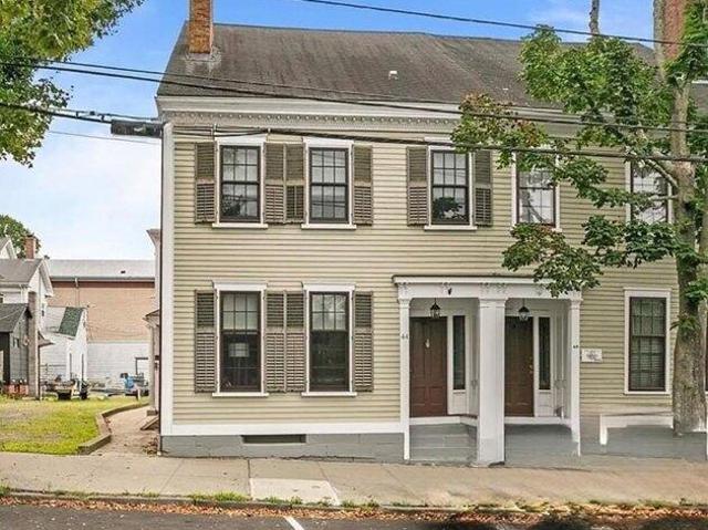 3 bedroom, Bristol RI 02809 102317924