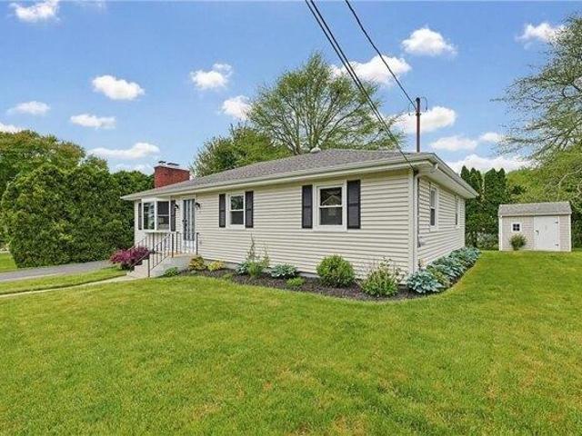 3 bedroom, Bristol RI 02809 103125087