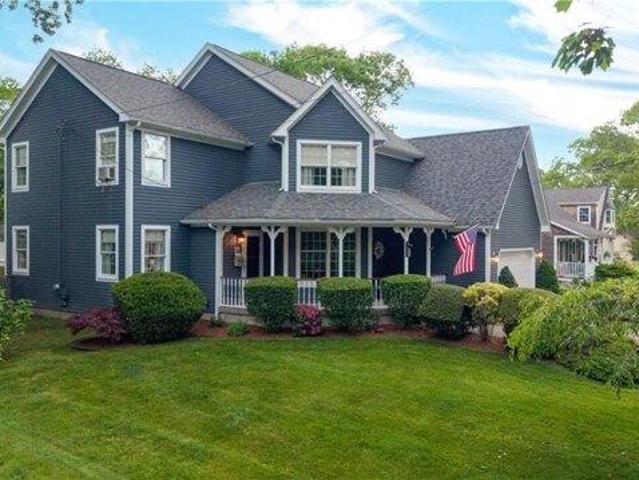3 bedroom, Bristol RI 02809 103126127