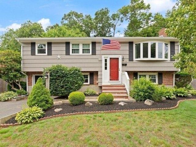 3 bedroom, Brockton MA 02301 104718117
