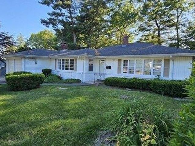 3 bedroom, Brockton MA 02301 104762154