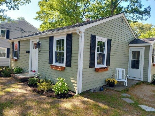 3 bedroom, Brockton MA 02301 105126230
