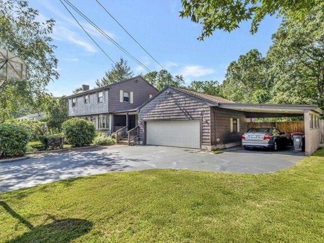 3 bedroom, Brockton MA 02301 102284059