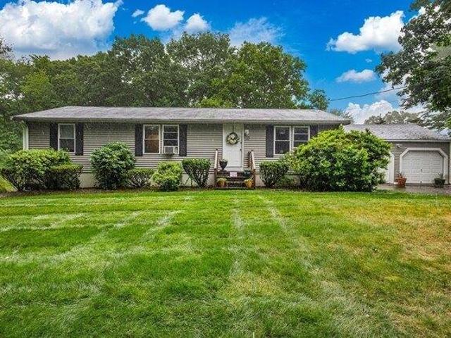 3 bedroom, Brockton MA 02302 104539791