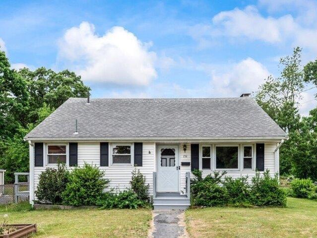 3 bedroom, Brockton MA 02302 102959542