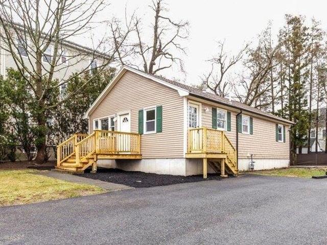 3 bedroom, Brockton MA 02302 LS101603753