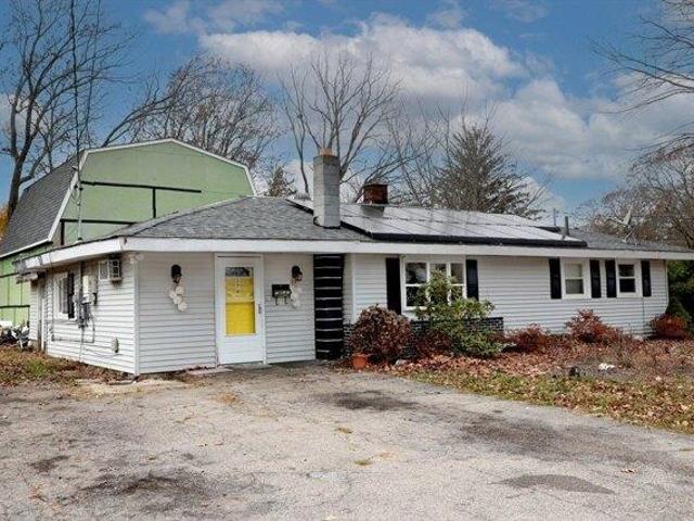 3 bedroom, Brockton MA 02302 LS102528271