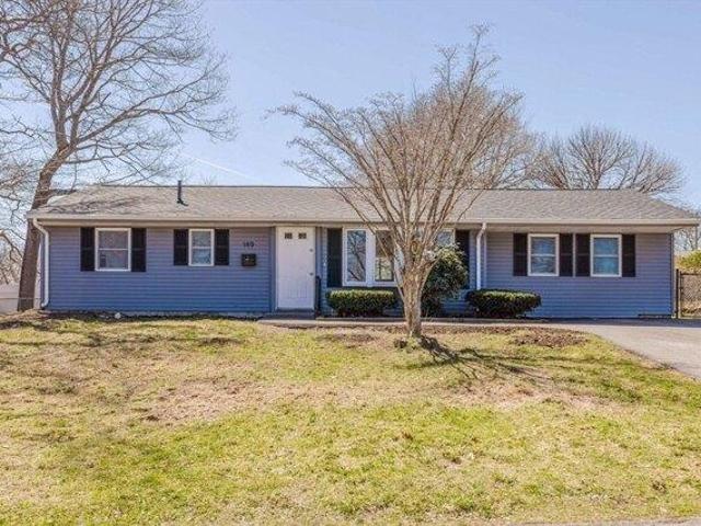 3 bedroom, Brockton MA 02302 LS102777433