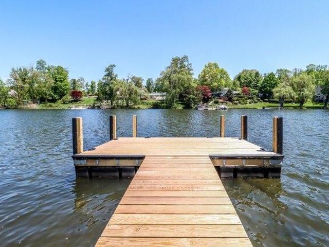 3 bedroom, Brookfield CT 06804 104444164
