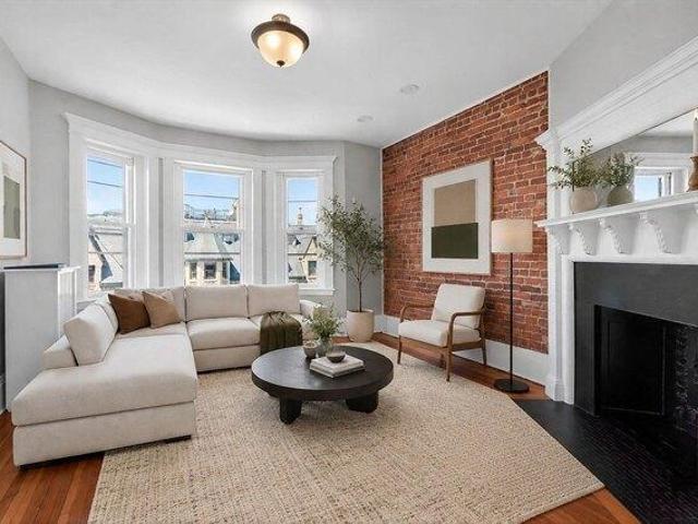 3 bedroom, Brookline MA 02445 102279940