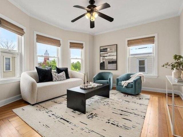 3 bedroom, Brookline MA 02445 103185300
