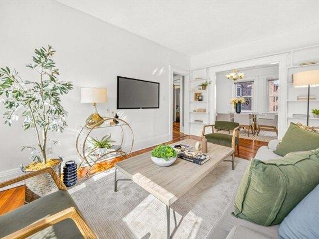 3 bedroom, Brookline MA 02445 104653437