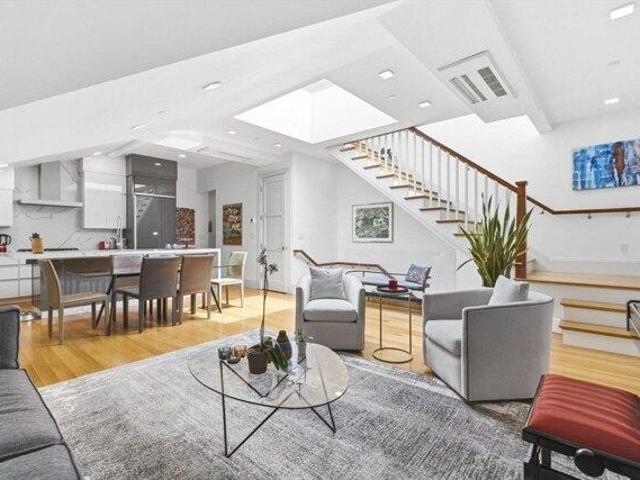 3 bedroom, Brookline MA 02445 104654679