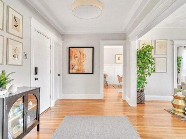 3 bedroom, Brookline MA 02446 LS102708412