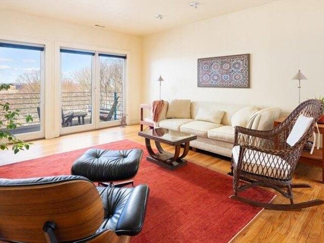 3 bedroom, Brookline MA 02446 102371184