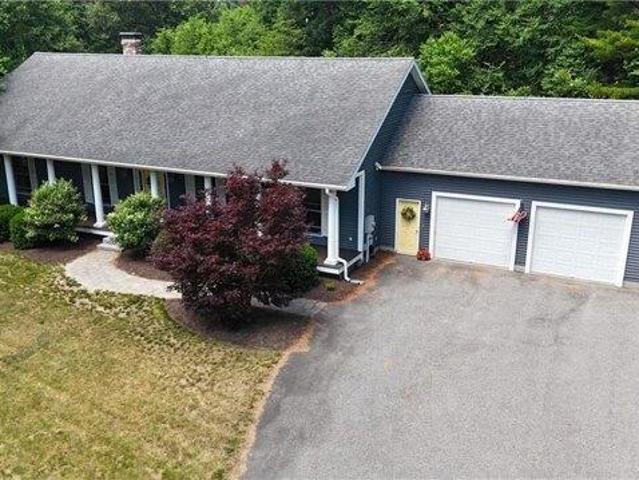 3 bedroom, Brooklyn CT 06234 104153245