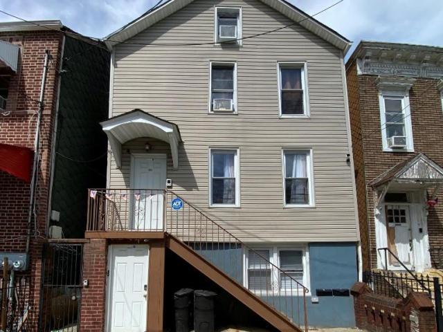 3 bedroom, Brooklyn NY 11207 LS64673934
