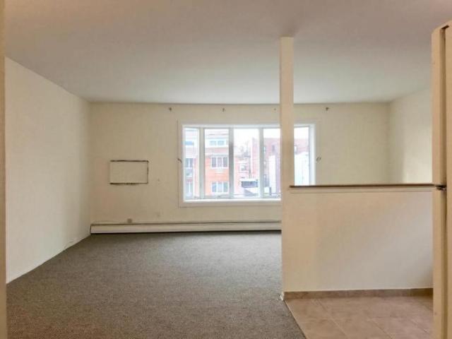 3 bedroom, Brooklyn NY 11209 LS42749627
