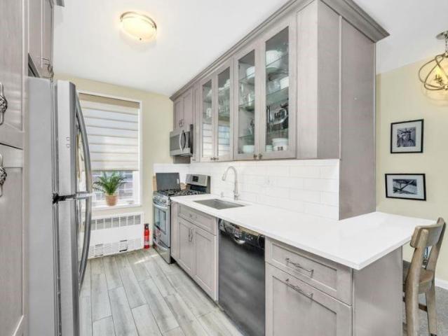 3 bedroom, BROOKLYN NY 11209 LS97624838