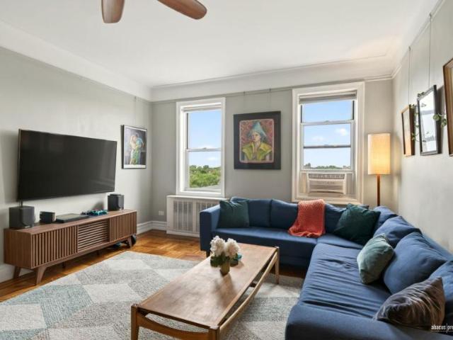 3 bedroom, Brooklyn NY 11218 LS102707589