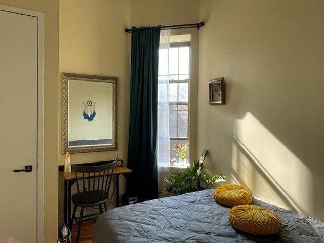 3 bedroom, Brooklyn NY 97413193