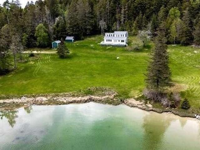 3 bedroom, Brooksville ME 04642 103499100