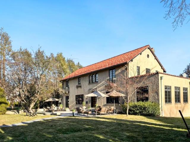 3 bedroom, BRONXVILLE NY 10708 LS98657595